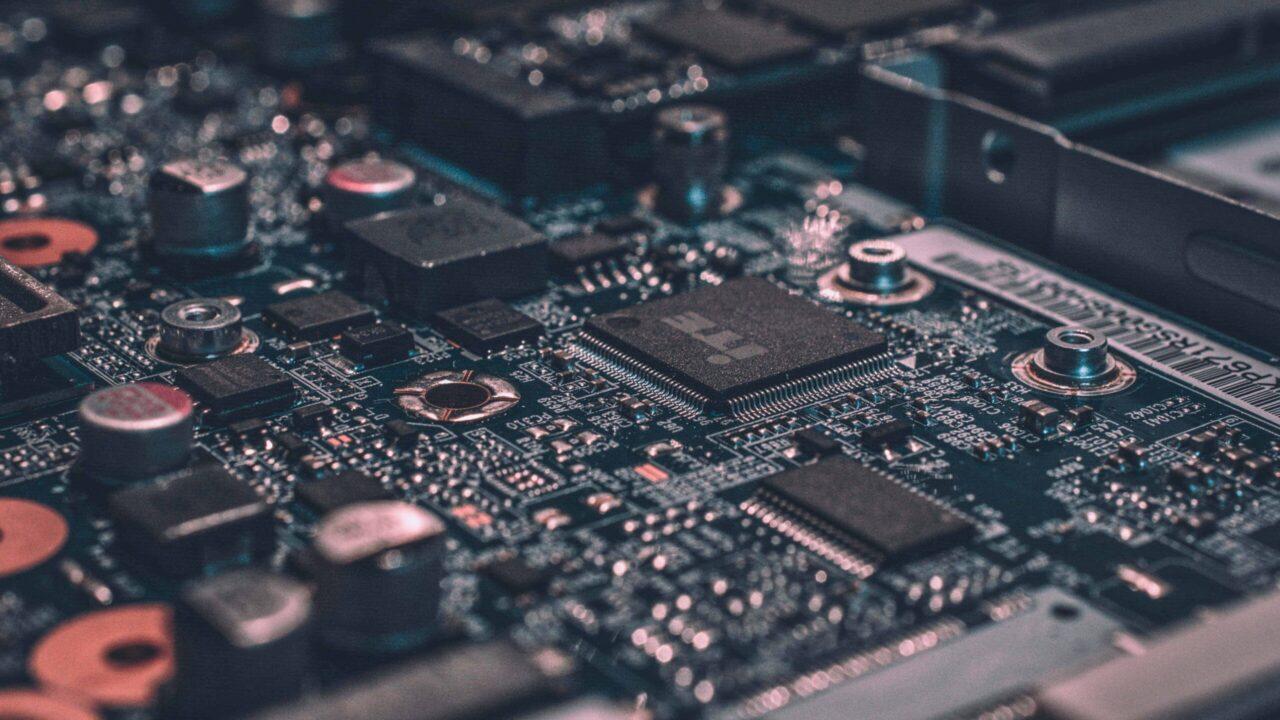 Edge Computing and Embedded Systems: Steering the New Age of IoT with ...